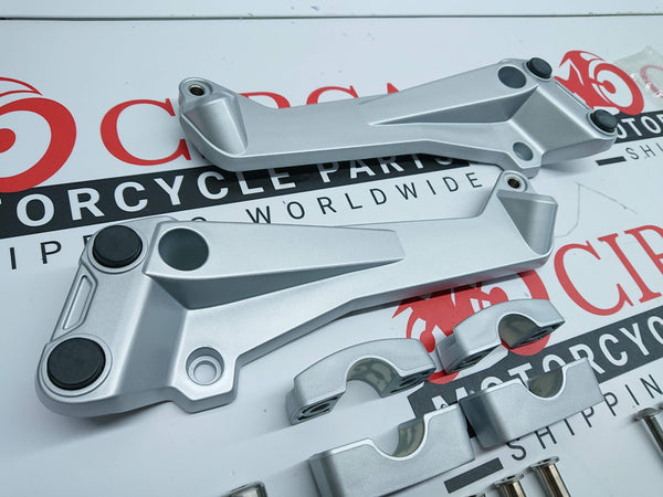 BMW R1200 GS 03-13 Case Holder Set 46547695986 | Circa Motorcycle Parts