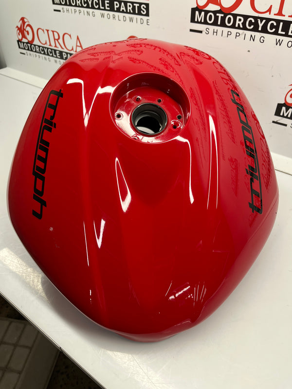 Triumph Street Triple 13-17 fuel / gas tank Diablo Red T2406423-CW ...