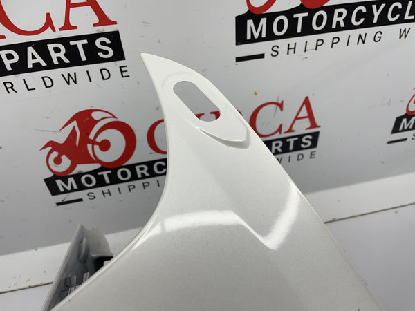 YAMAHA YZFR1 07-08 Front Upper Body (White) 4C82835G01P2 | Circa ...